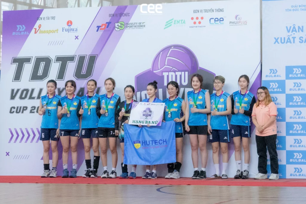 [Vector Logo] Trường Đại Học Công Nghệ TP.HCM - HUTECH - Download Định ...